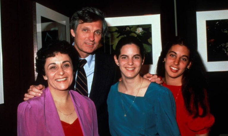Eve Alda Early Life, Career, and Parents - The Curiously Creative
